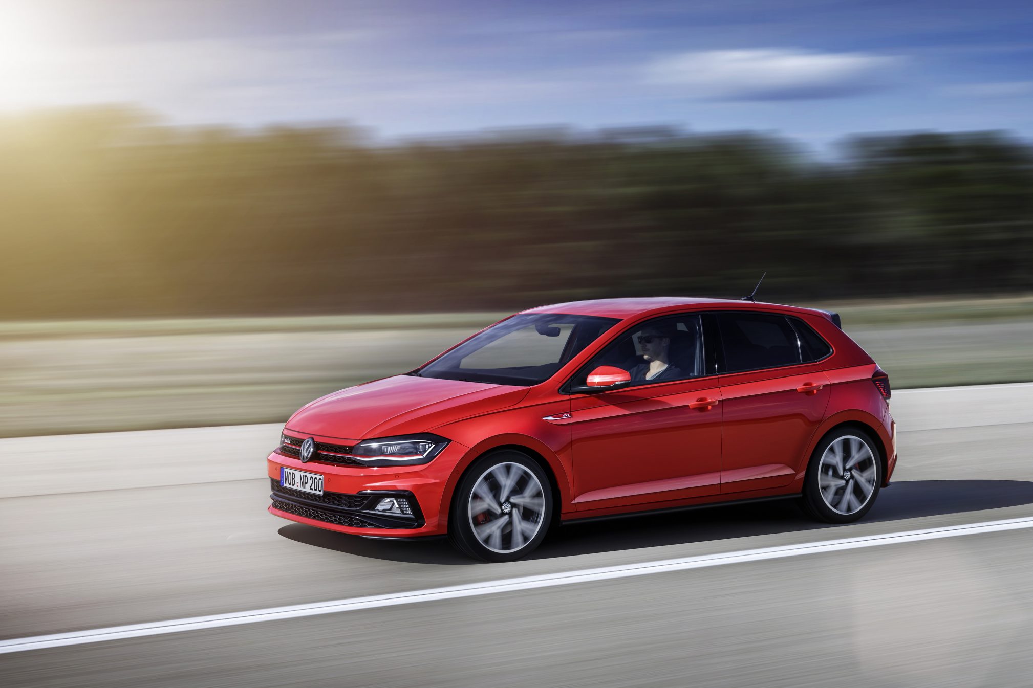 Estreno mundial del nuevo Volkswagen Polo 2017 - CAR and GAS